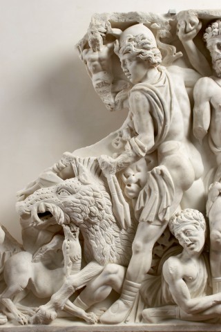 Roman Sarcophagus with a Depiction of the Myth of Meleager | Liebieghaus